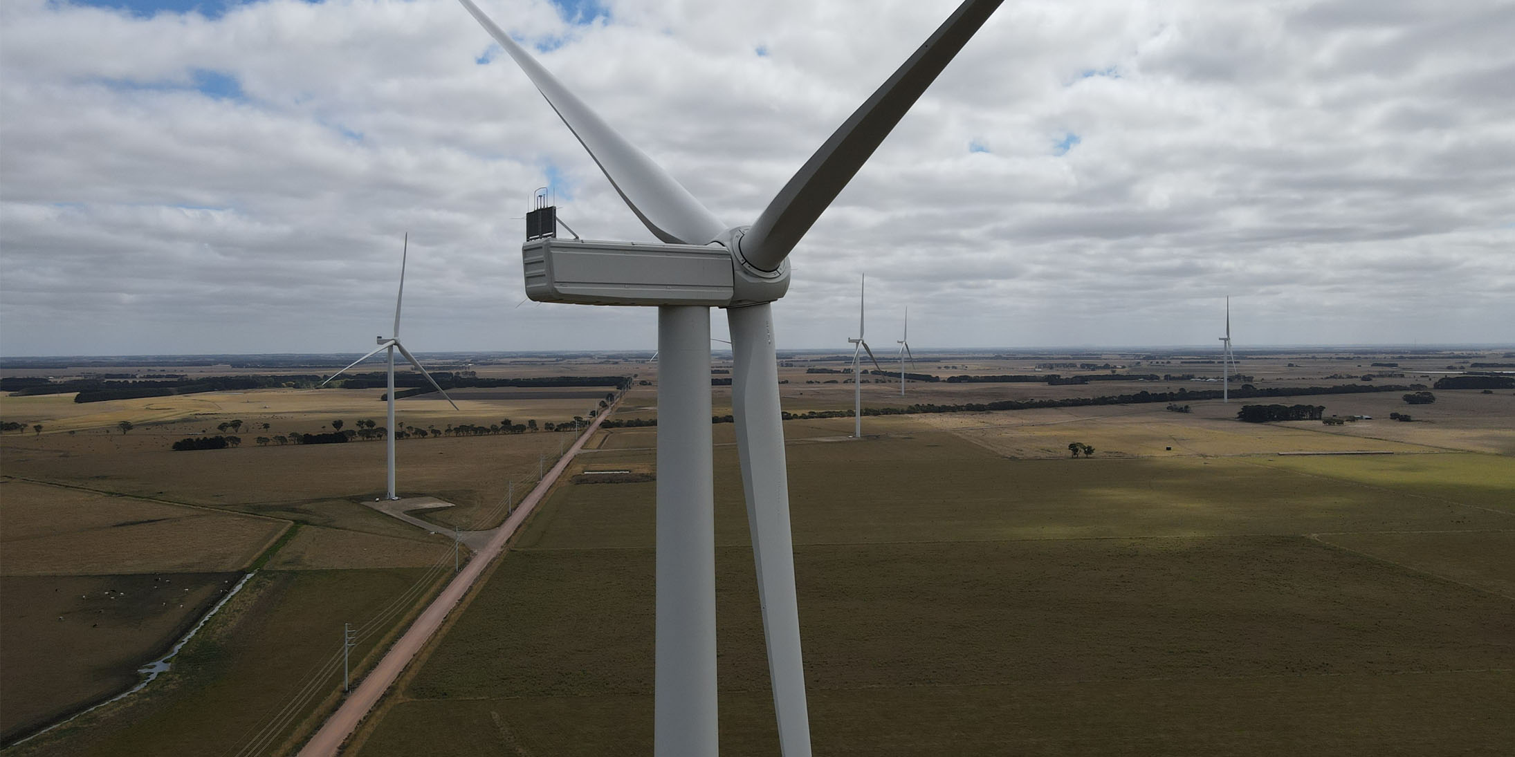 MORTLAKE SOUTH WIND FARM REACHES HALFWAY POINT OF TURBINE INSTALLATION